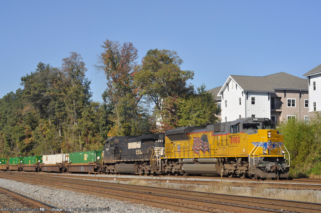 UP 8980 On NS 24 E Southbound